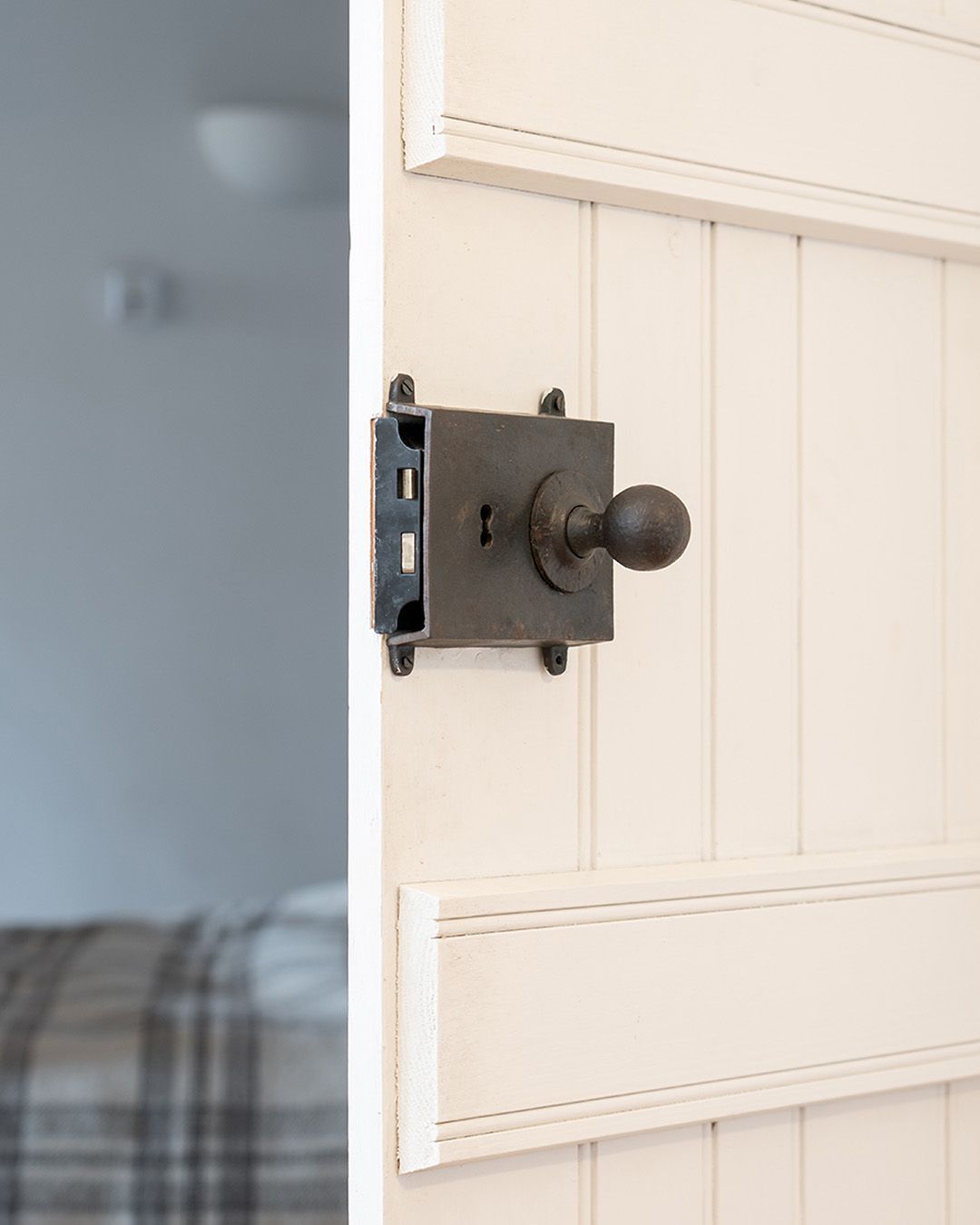 Accessories – Handles & Knobs Direct